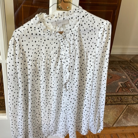 LOFT | Tops | Loft Top | Poshmark